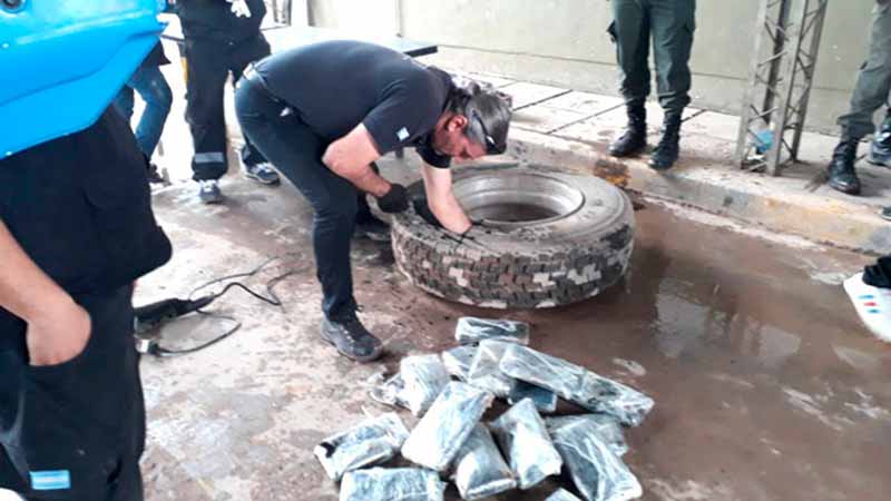 Secuestran 90 Kilos De Marihuana Ocultos En Ruedas De Auxilio De