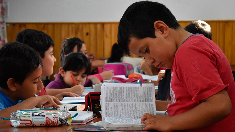 Preinscriben a estudiantes avanzados al programa de apoyo escolar del ...