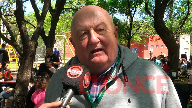 Con música y un picnic, empleados de comercio festejaron su día en ...