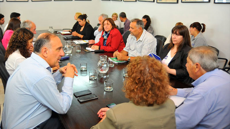 Paritaria: “planteamos un esquema diferente y debe haber previsiones ...