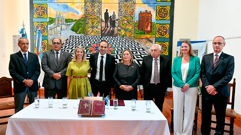 Stratta acompañó la asunción del Juez Civil y Comercial con competencia ...