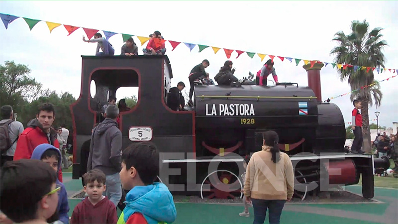 Inauguraron las obras en la Plaza Le Petit Pisant: nuevos juegos y ...