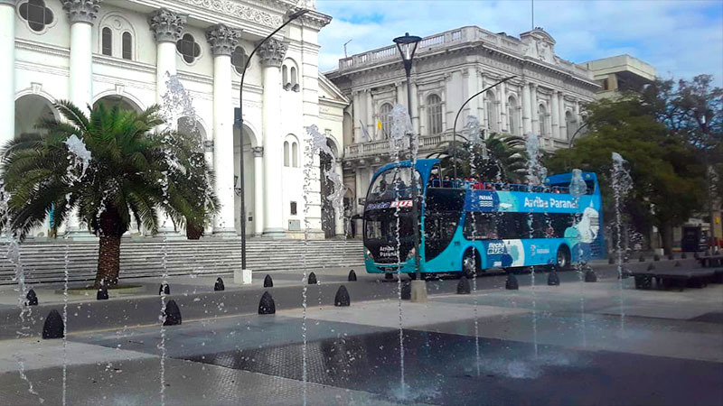 Vecinos y turistas disfrutan de los paseos en el Bus Turístico: los ...