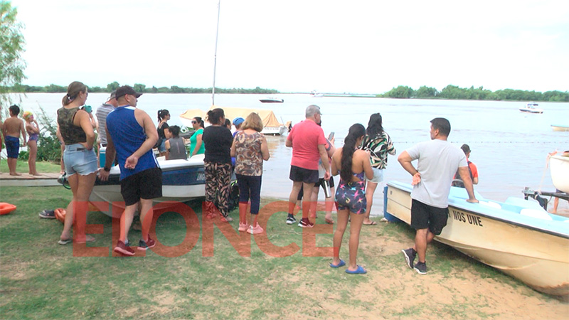Niños que practican natación en Rowing tuvieron su primera experiencia ...