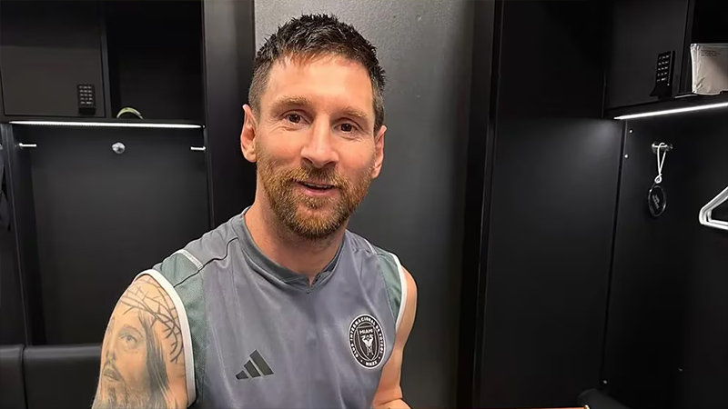 "Gracias capitán por tu humildad": Messi recibió un original regalo ...