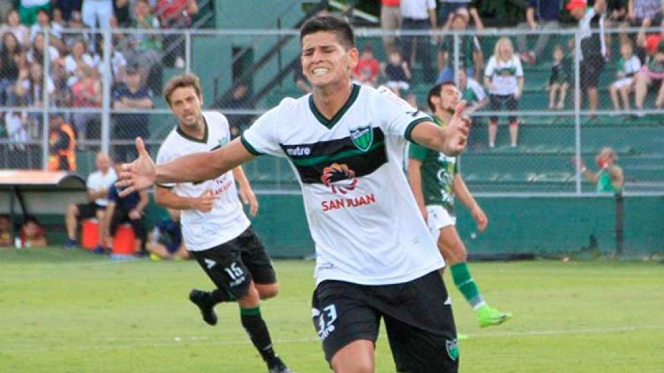 El delantero uruguayo Facundo Barceló es el nuevo refuerzo de Patronato ...