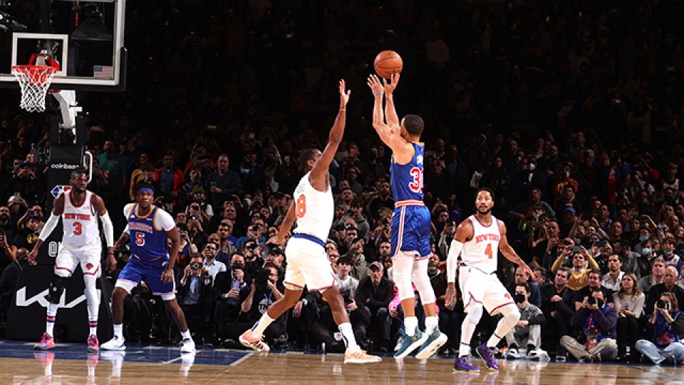 NBA: Stephen Curry se convirtió en el máximo anotador de triples en la historia | Elonce.com