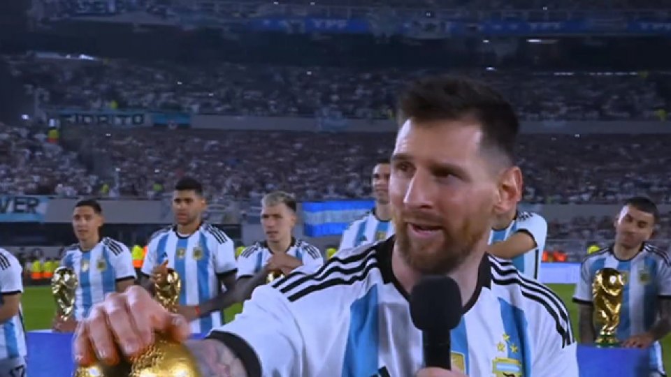 "Siempre soñé con este momento", dijo Messi en los festejos del ...