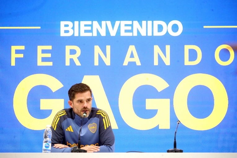 Fernando Gago fue presentado como nuevo DT de Boca | Elonce.com