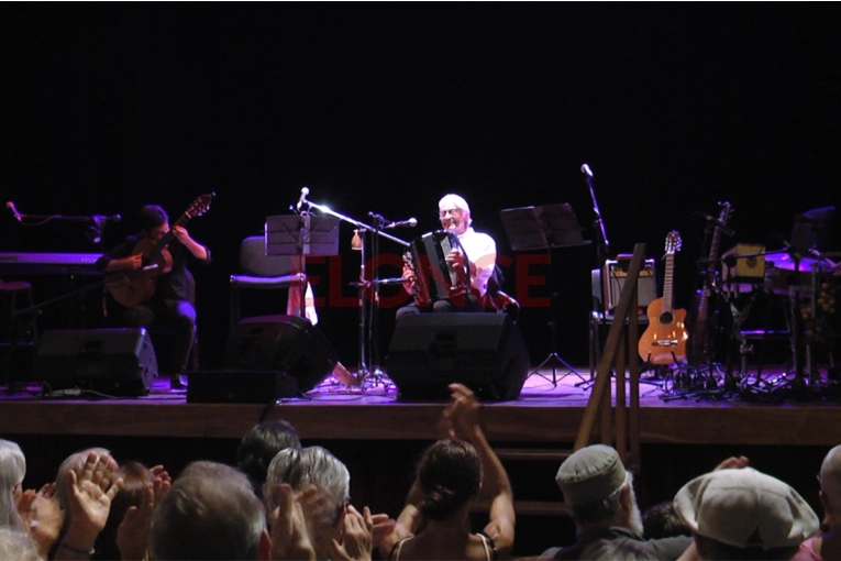 Raúl Barboza y Magma se presentaron en La Vieja Usina de Paraná ...