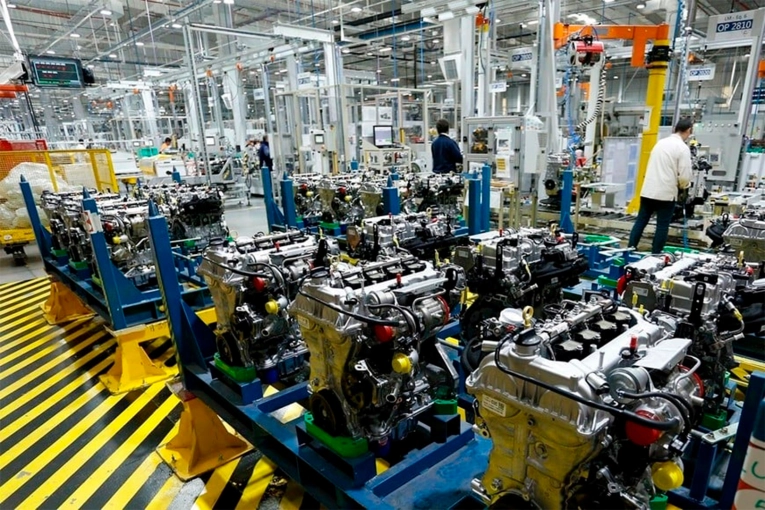 General Motors frenará su producción una semana por mes | Elonce.com