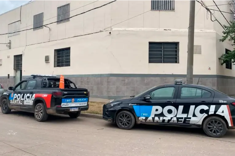 Detuvieron a preceptor denunciado por abuso tras volver a trabajar ...